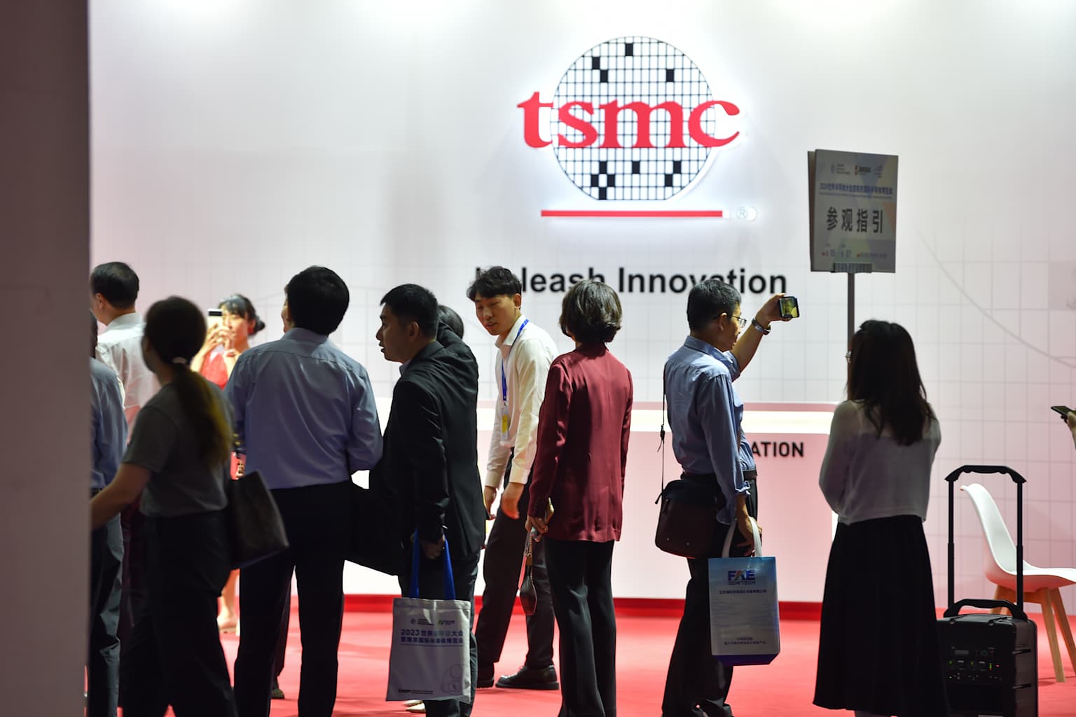 TSMC Halts Chinese Chip Shipments