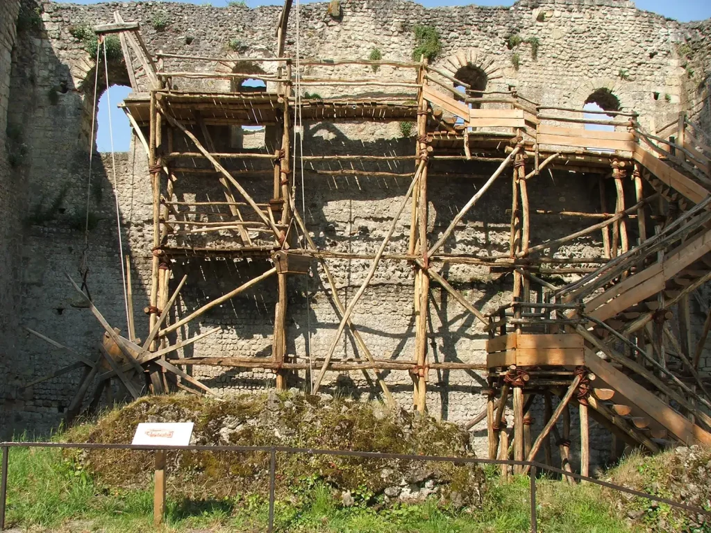 L'Échafaudage d'Antan : Histoire et évolution des structures ...